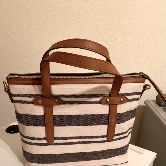Fossil | Bags | Fossil Springsummer Handbag | Poshmark